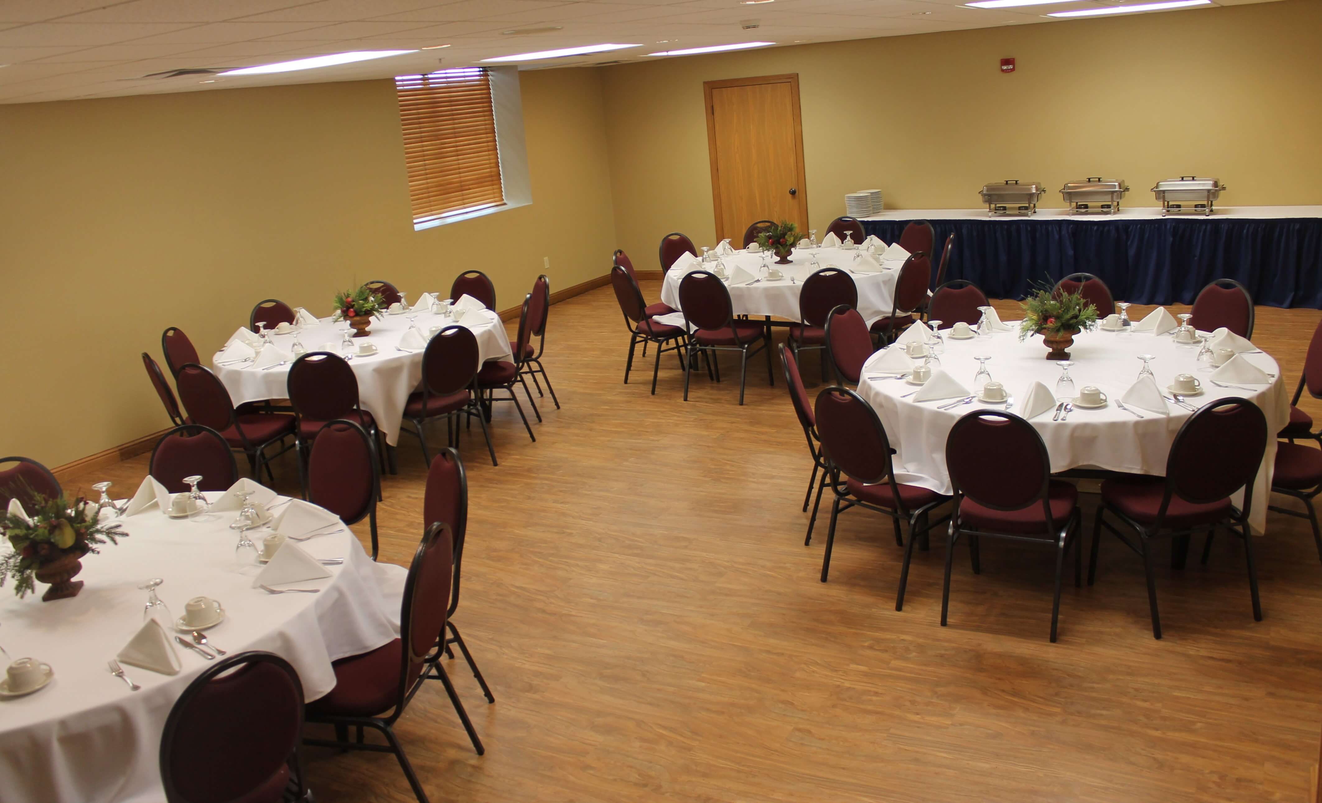 BANQUET HALL - Deluxe Hotel Accommodations