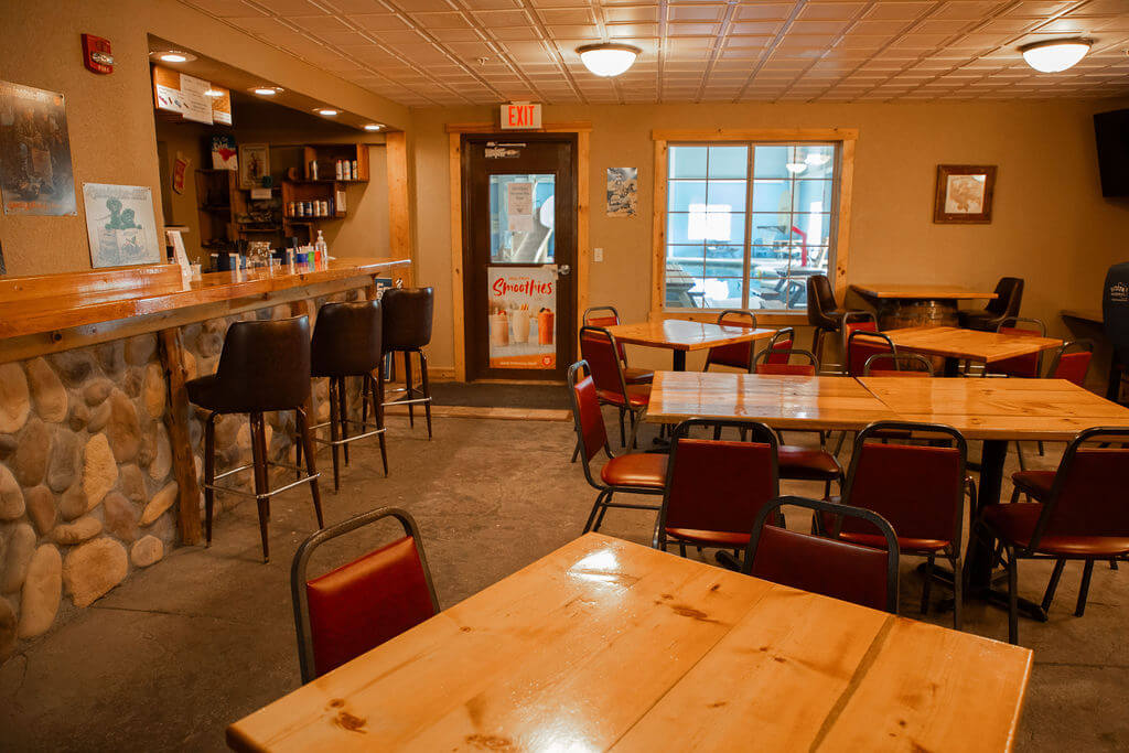 Rusty Nail Saloon - Deluxe Hotel Accommodations